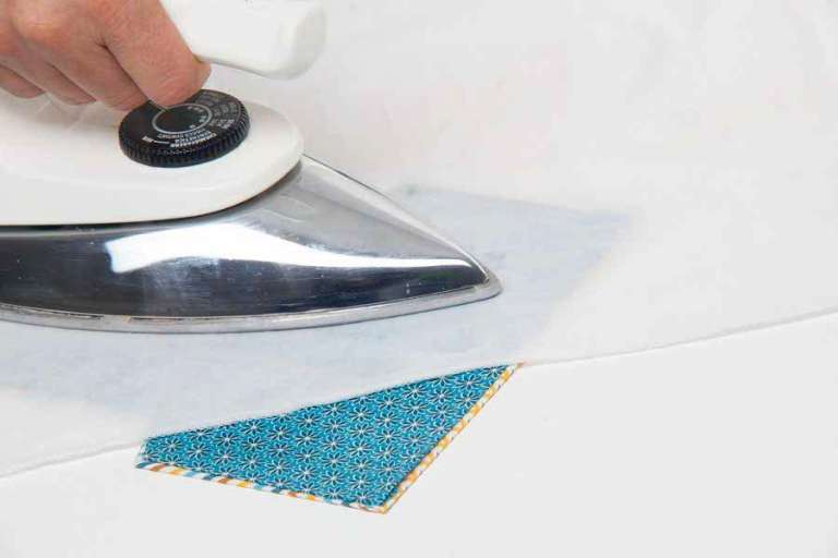 QUEL MATÉRIEL CHOISIR POUR VOTRE REPASSAGE EN COUTURE ? - Couture Entre ...
